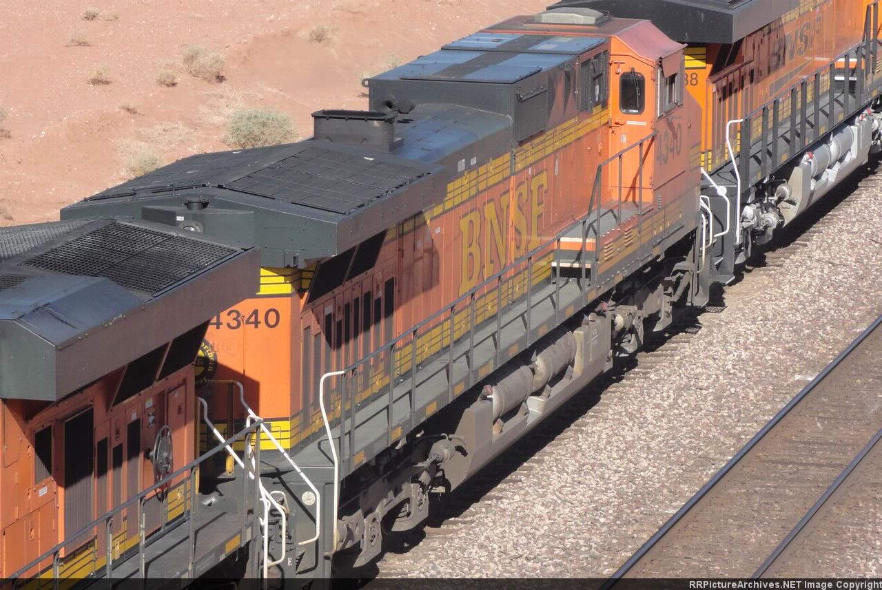 BNSF 4340